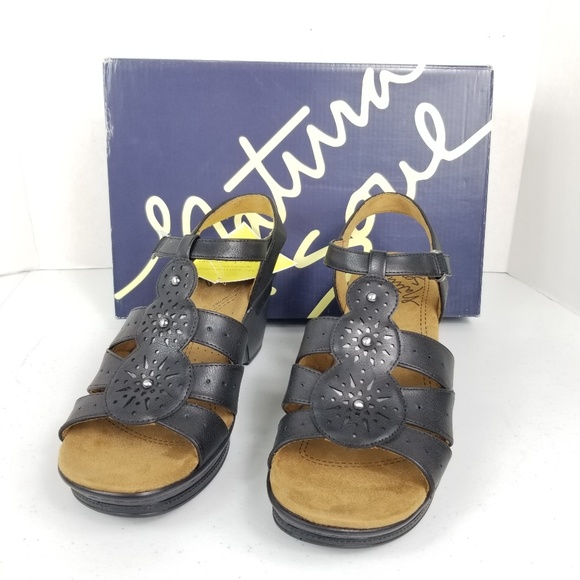 Natural Soul | Shoes | Natural Soul By Naturalizer Rynda Black Sandals ...